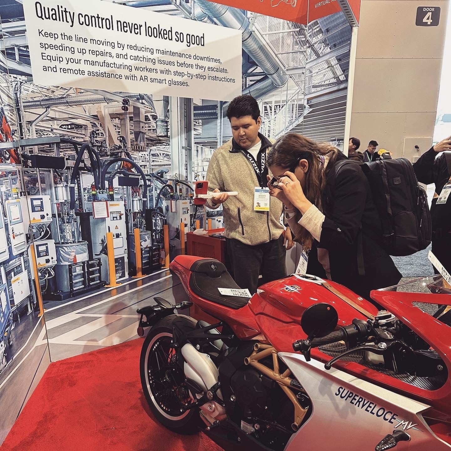 Vuzix CES 2023 Day 1: A Booth Experience Like Never Before – Vuzix ...